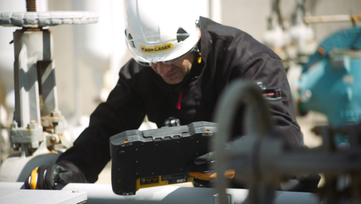 Parallelism measurement | Easy-Laser • BENCHMARK PDM